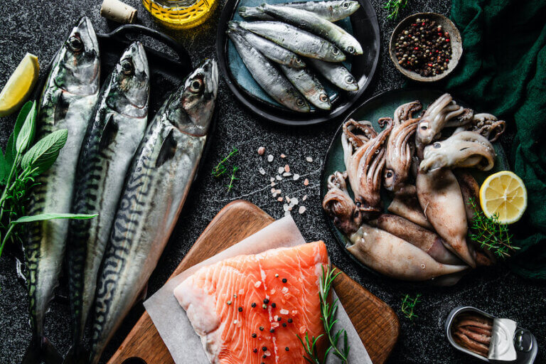 Healthy Fish Alternatives to Salmon: 15 Omega-3 Rich Options ...