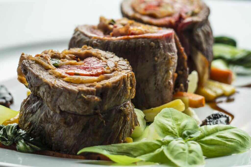 How To Make A Beef Roulade - Escoffier Online