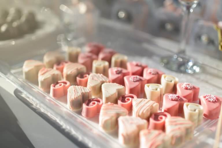 What is ruby chocolate and how are chefs using it? - Escoffier Online